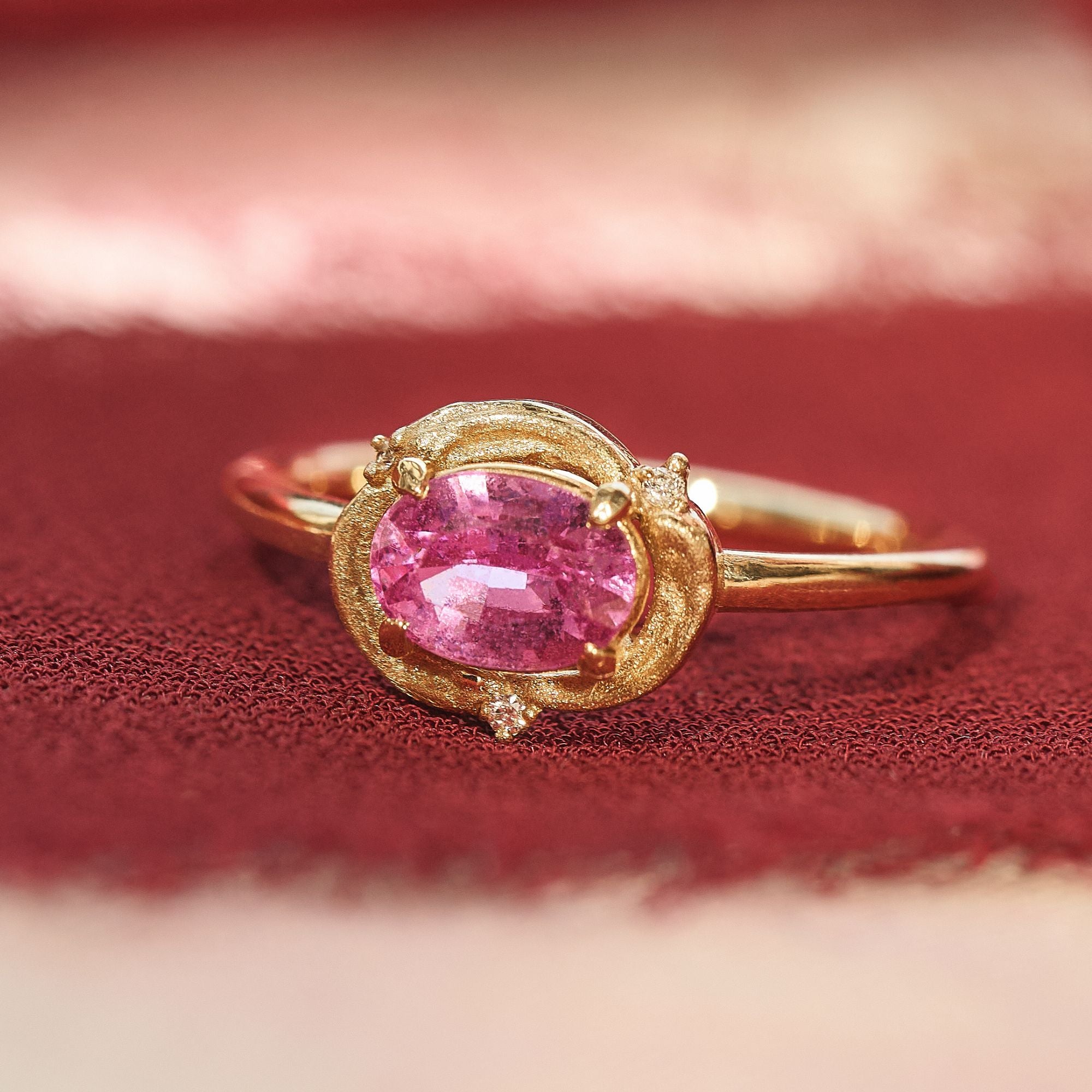 Fuchsia Ring | Pink Sapphire Diamond Ring (14K Gold) | Le Conte – Le Conte